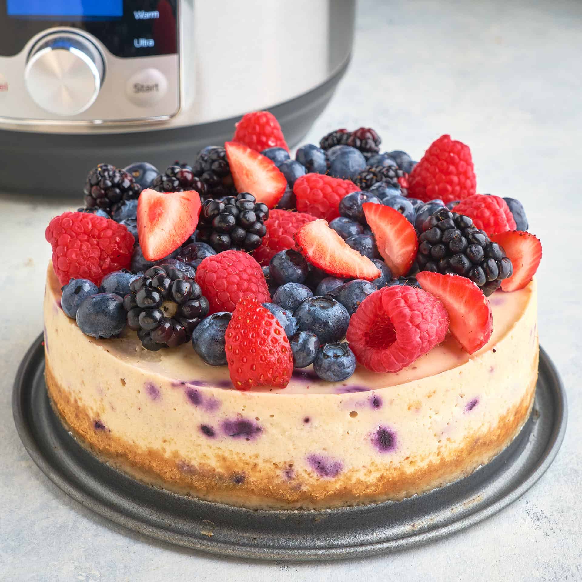 Triple Berry Cheesecake (7 1/2") | Amore Pie & More