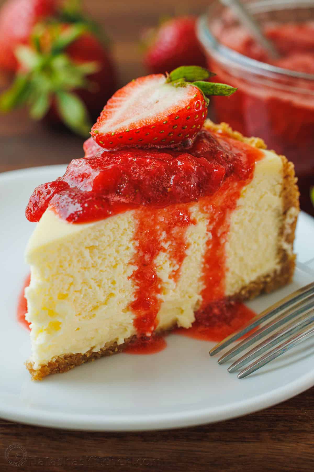 Strawberry Cheesecake (4") | Amore Pie & More